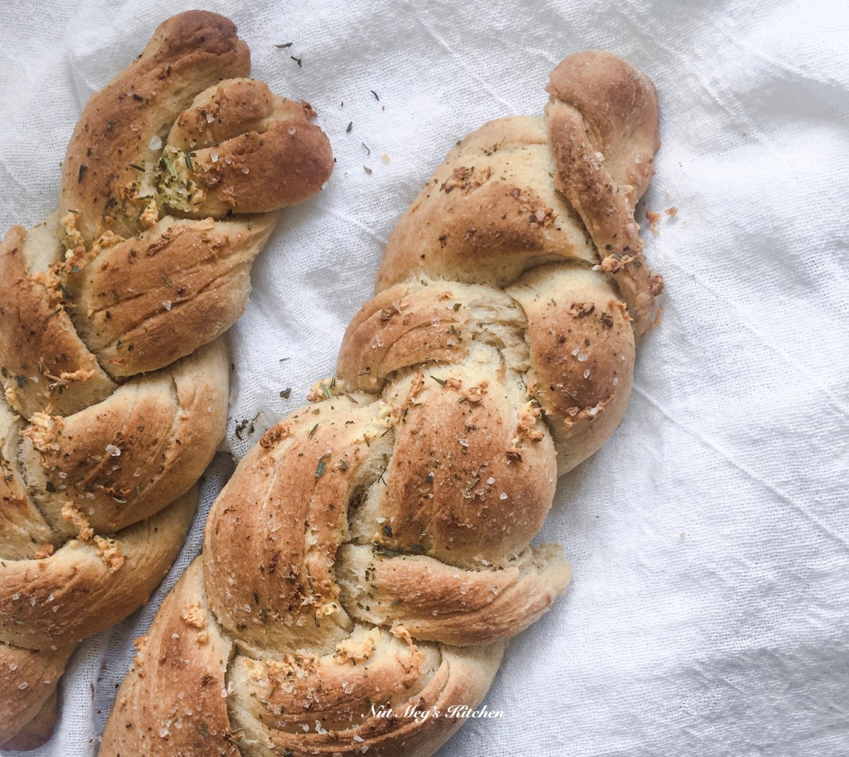 Bread Braids With Garlic and Herbs de Provence – Nut Meg's Kitchen